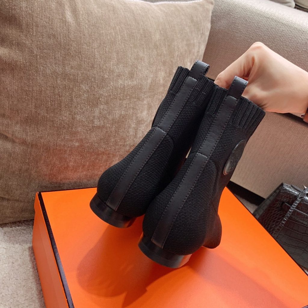 Premium HER BOOTS 002 – Elegance Nicely