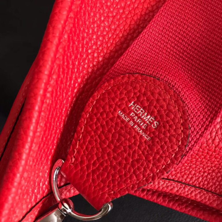 HERMES CLEMENCE EVELYNE PM 30CM RED – Elegance Nicely