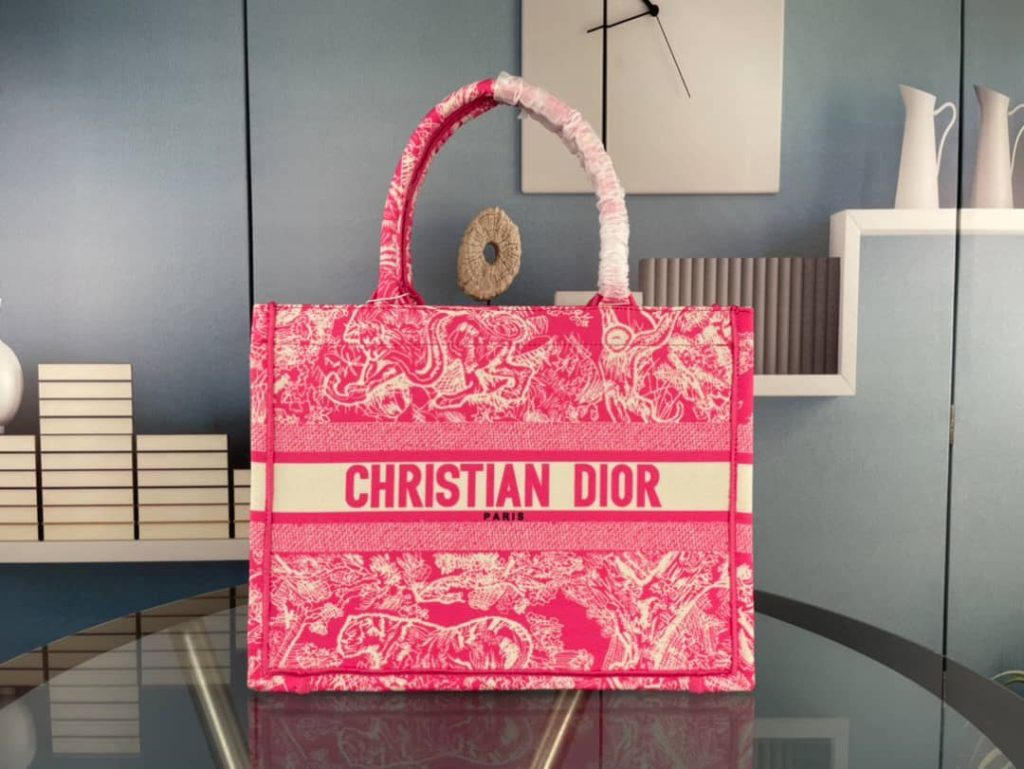Dior Book Tote Fluorescent Pink – Elegance Nicely